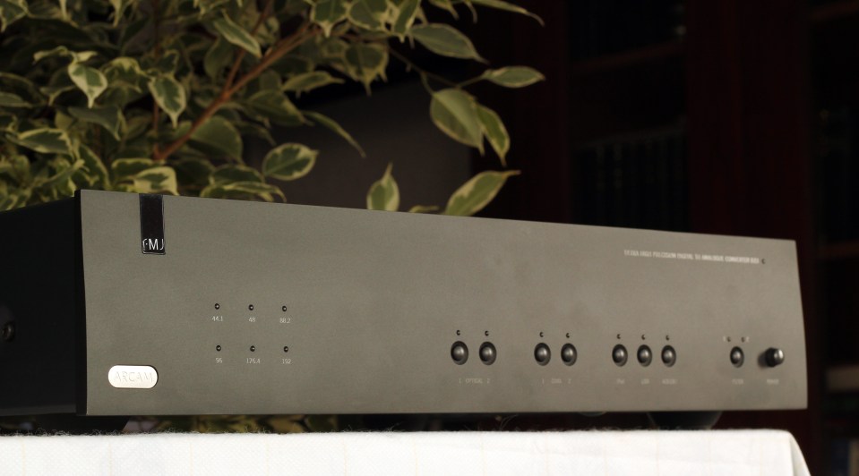 Arcam FMJ D33 DAC - Review - HeadMania